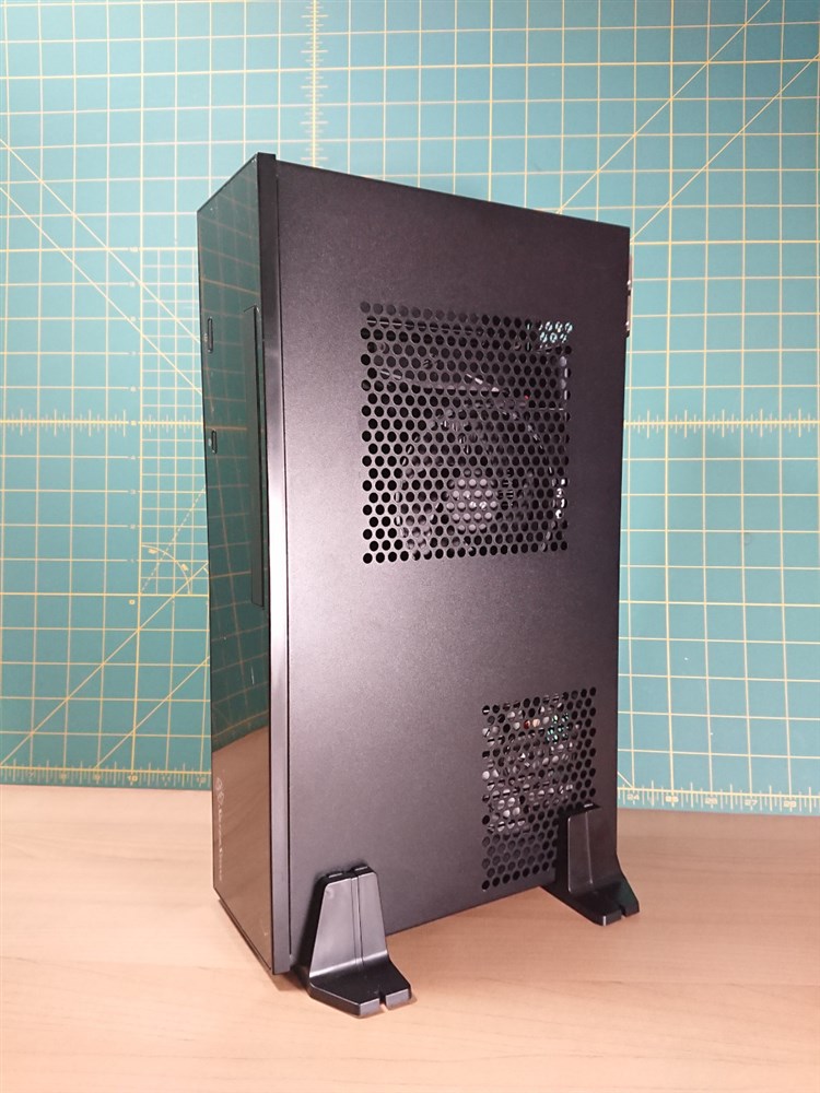 Silverstone ML09 Concrete Paver - Micro Center Build