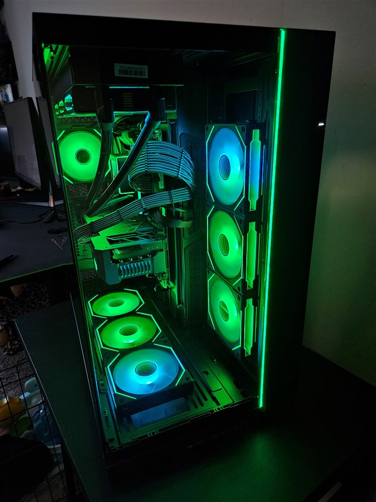 Lian Li and Asus Greenman PC - Micro Center Build