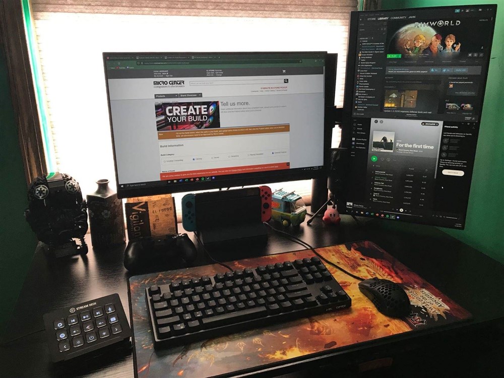 Dark mode anti-RGB build - Micro Center Build