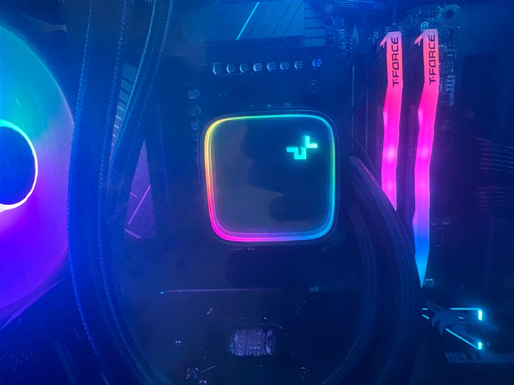 Gaming beast - Micro Center Build