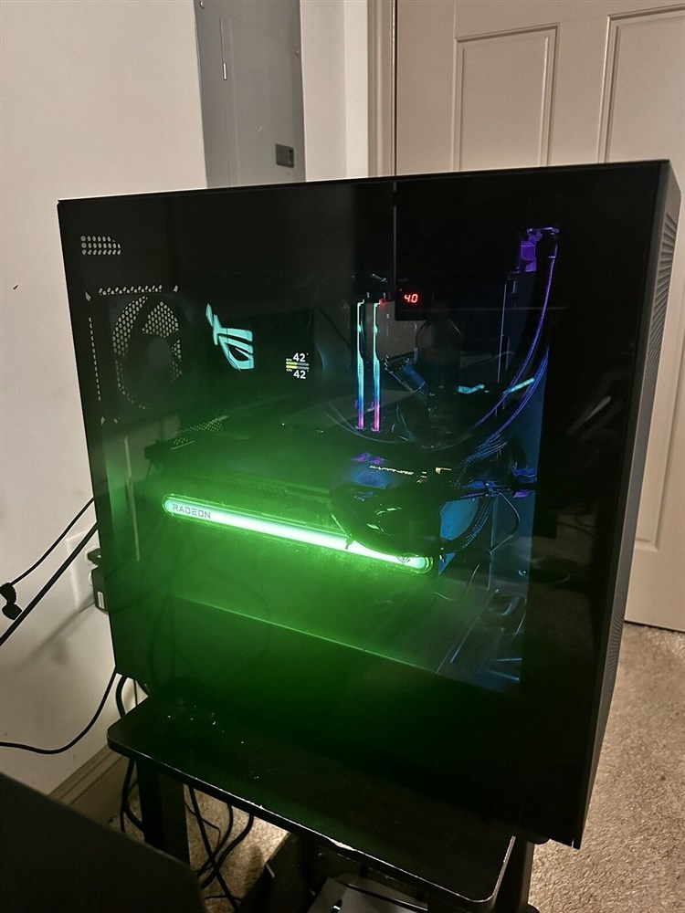 Green Radon - Micro Center Build