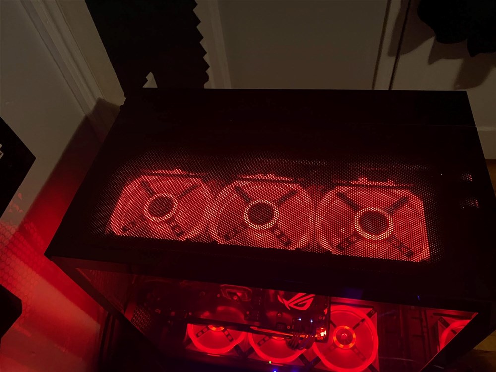 Gaming Building - Micro Center Build
