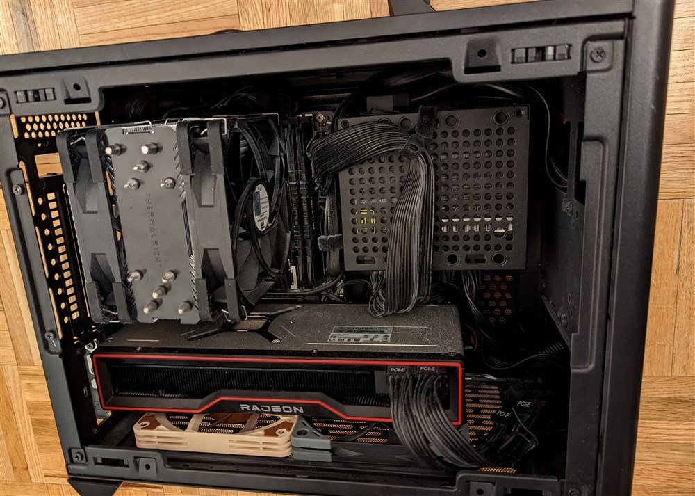 AMD ITX Gaming PC - Micro Center Build
