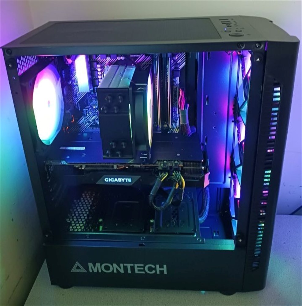 1080P Gaming PC - Micro Center Build