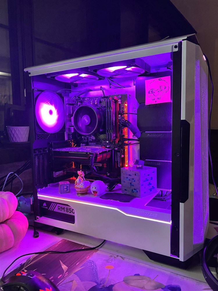 Super Gaming build ona budget - Micro Center Build