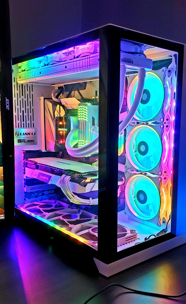 Basic White - Micro Center Build
