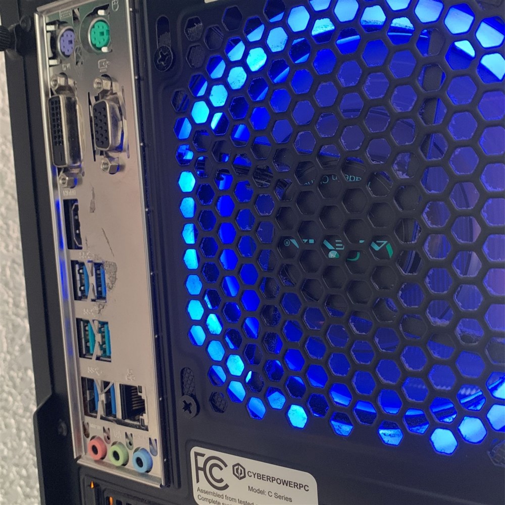 cyber cyber - Micro Center Build