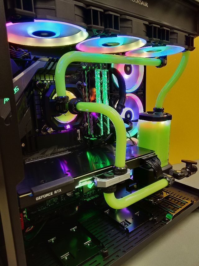 Corsair Custom Loop Parts Build - Micro Center Build