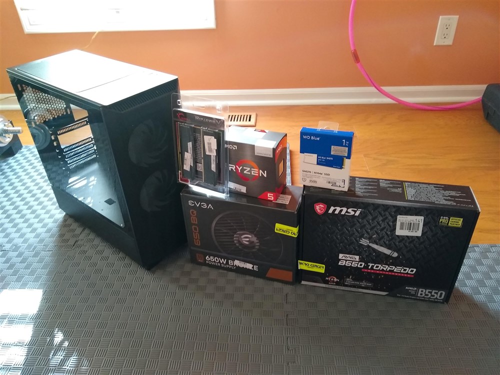 APU Gaming PC Waiting for GPUs - Micro Center Build