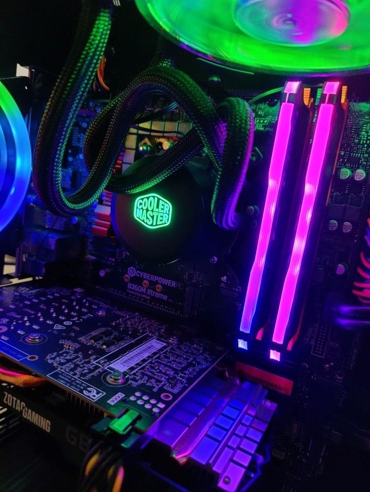 Gaming Desktop - Micro Center Build