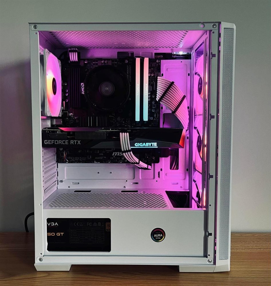 The Basic 1440p machine - Micro Center Build