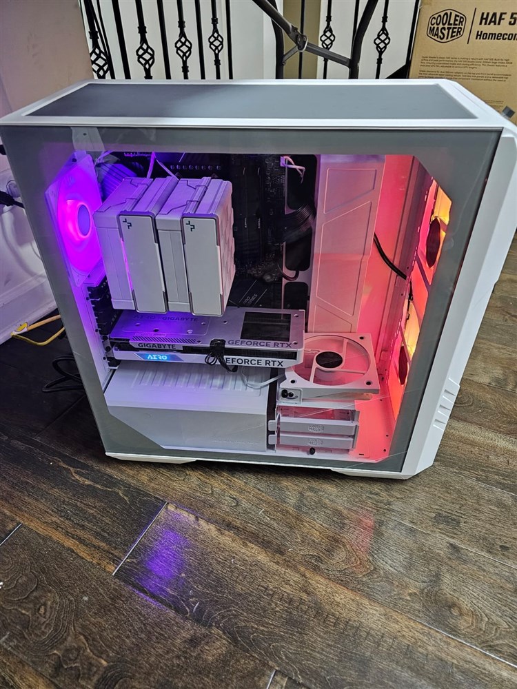 Budget Gaming - White Theme. Ryzen 78003XD - - Micro Center Build