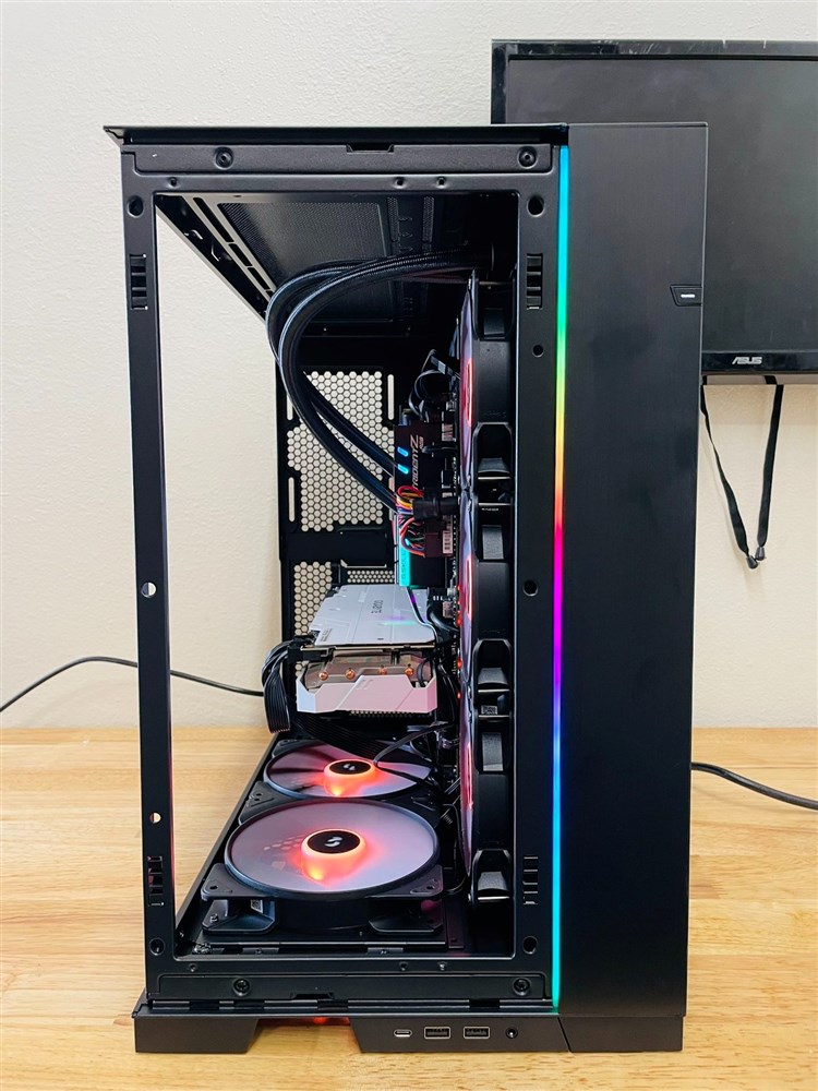 LIAN LI HIGH TIER RGB GAMING PC - Micro Center Build