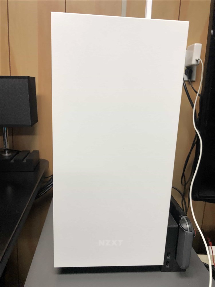 NZXT Clean White - Micro Center Build