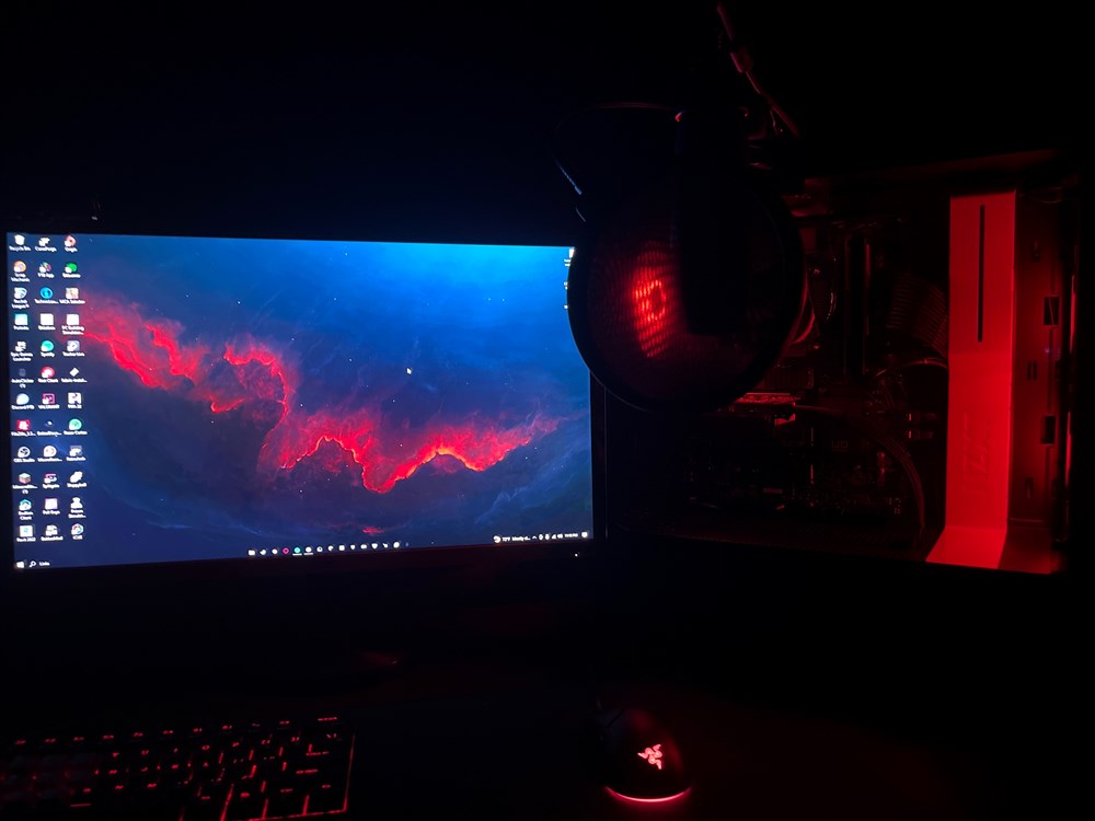 Jesse - Micro Center Build