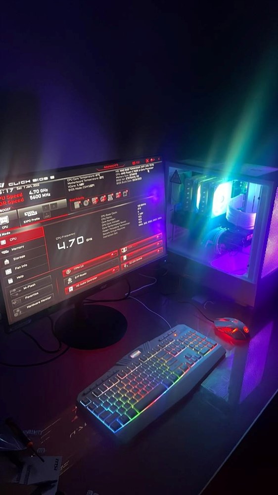 1440p Monster!!! Team RED - Micro Center Build