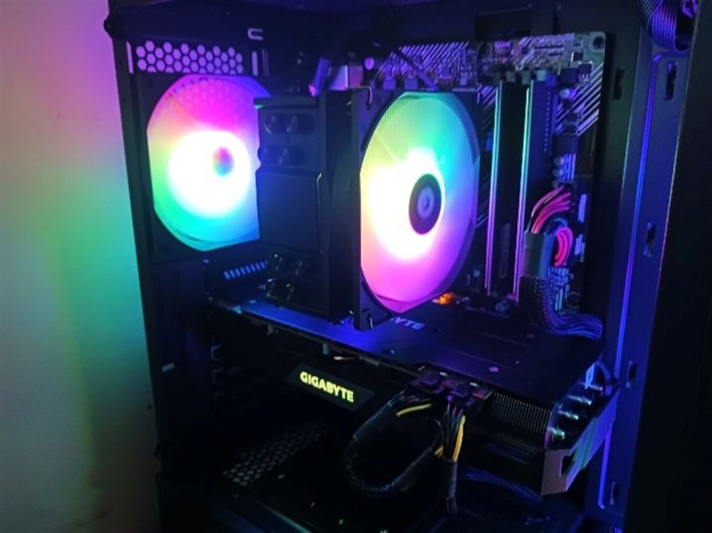 1080P Gaming PC - Micro Center Build