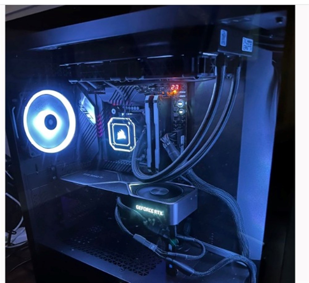 Thicc Build - Micro Center Build