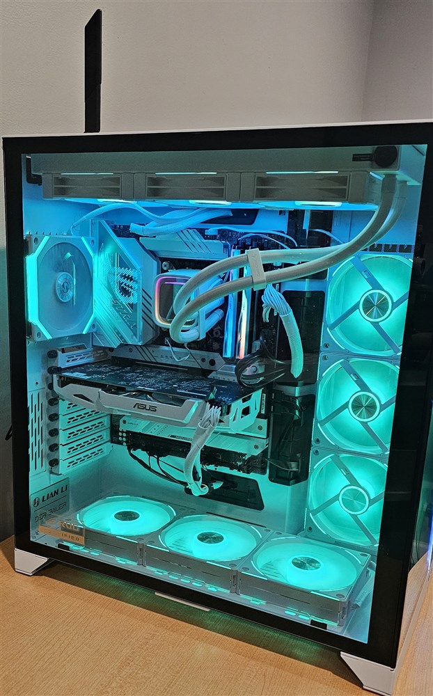 Rainbow ROG - Micro Center Build