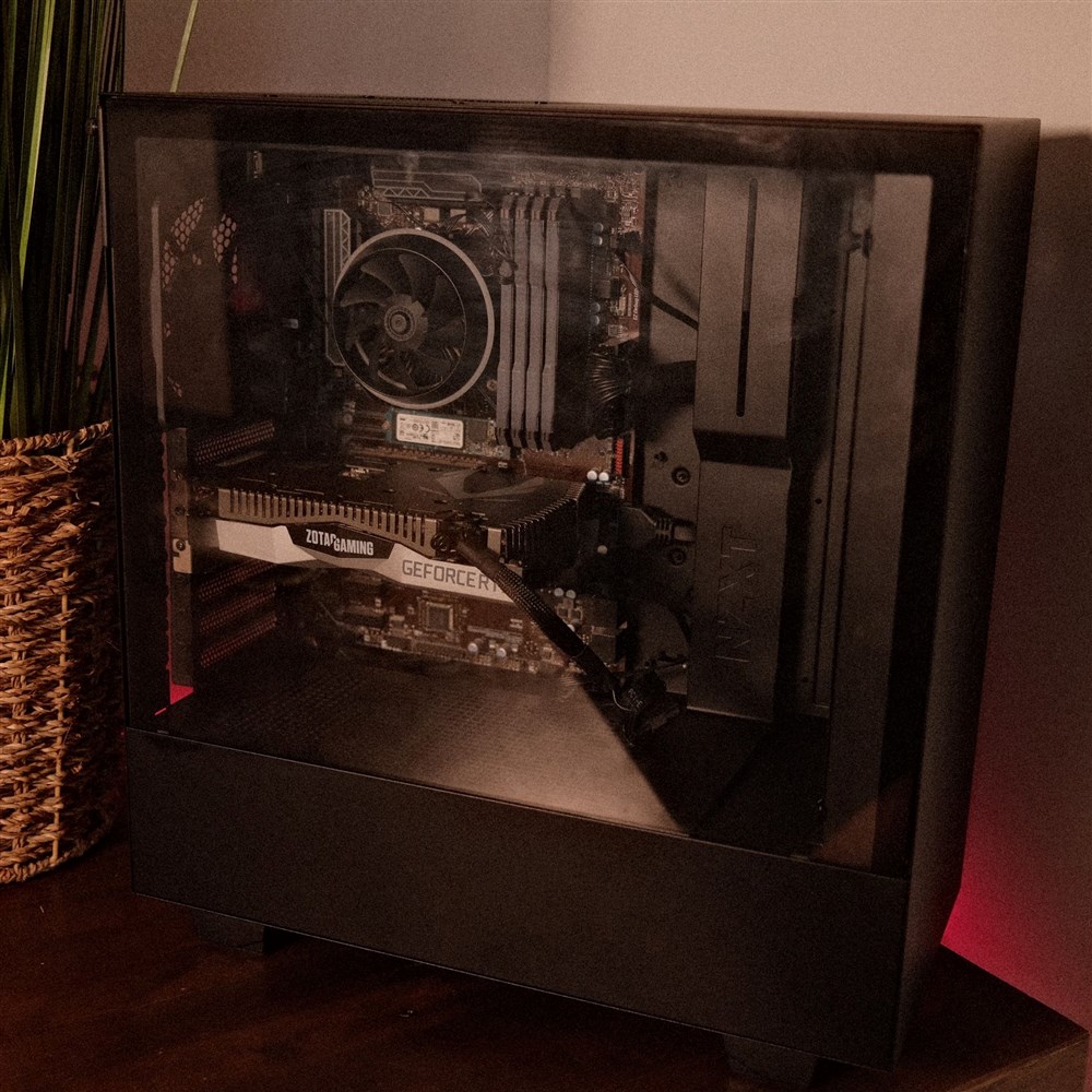 GAming pc - Micro Center Build