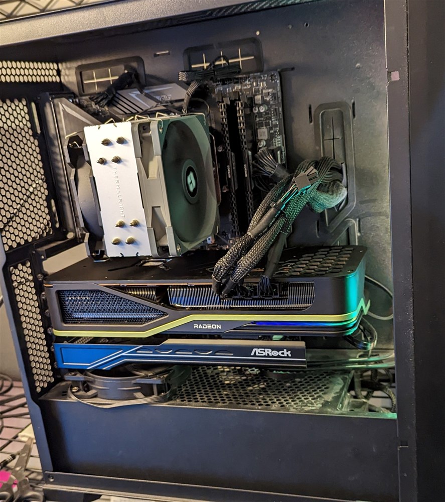 Best of Mid-2022 Build - Micro Center Build