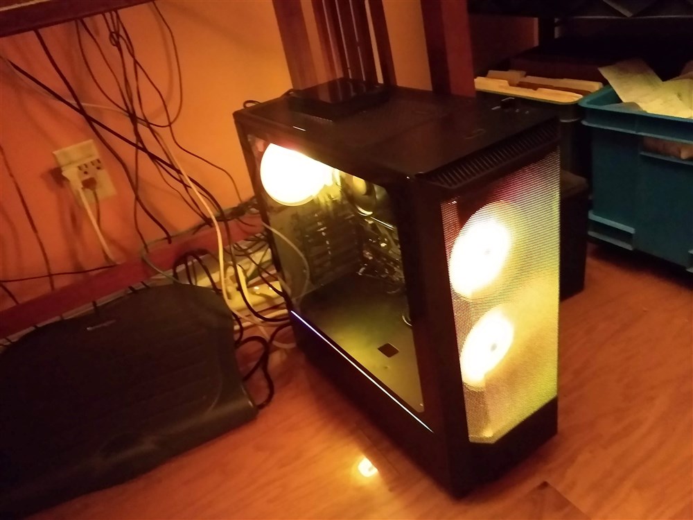 APU Gaming PC Waiting for GPUs - Micro Center Build