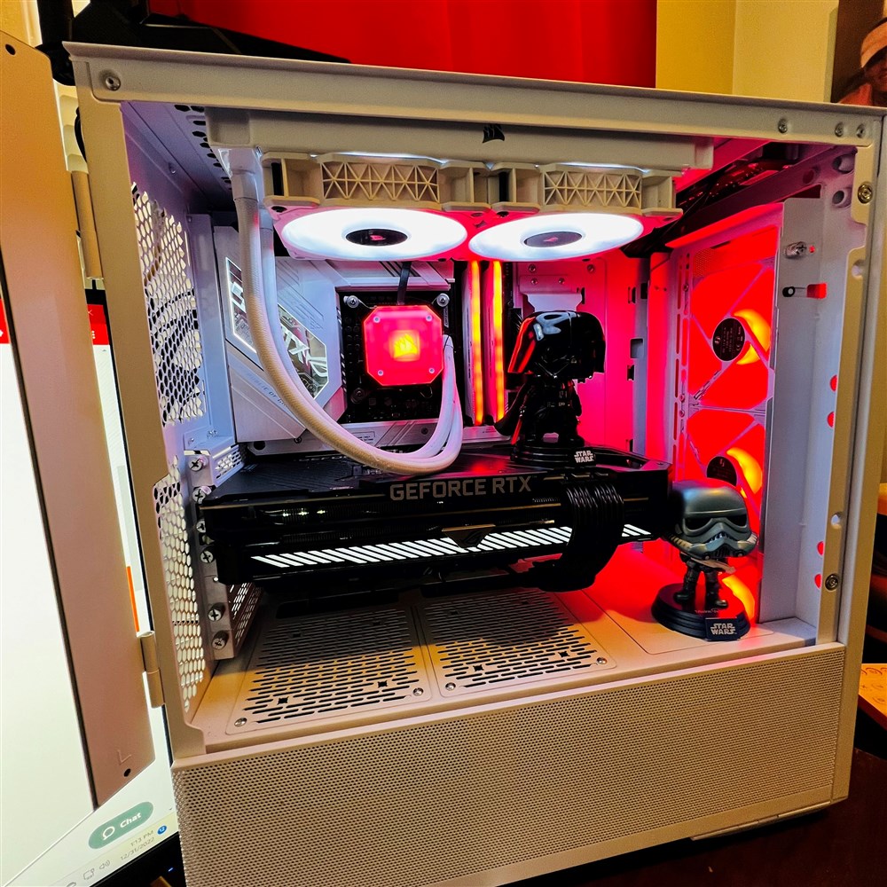 snow white - Micro Center Build