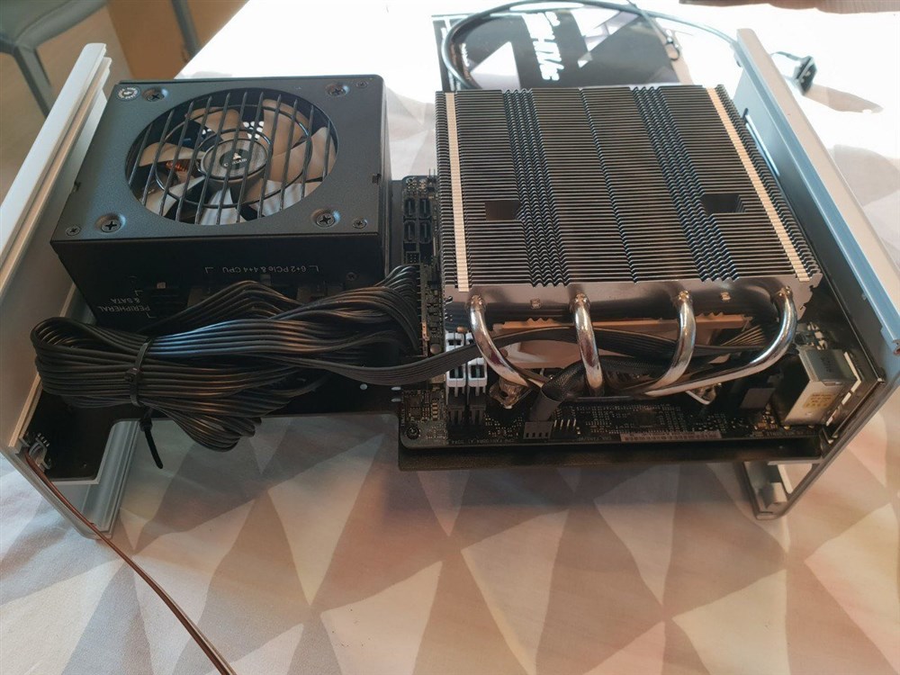 pb7's Way Too Expensive Old School Gaming PC - Micro Center Build