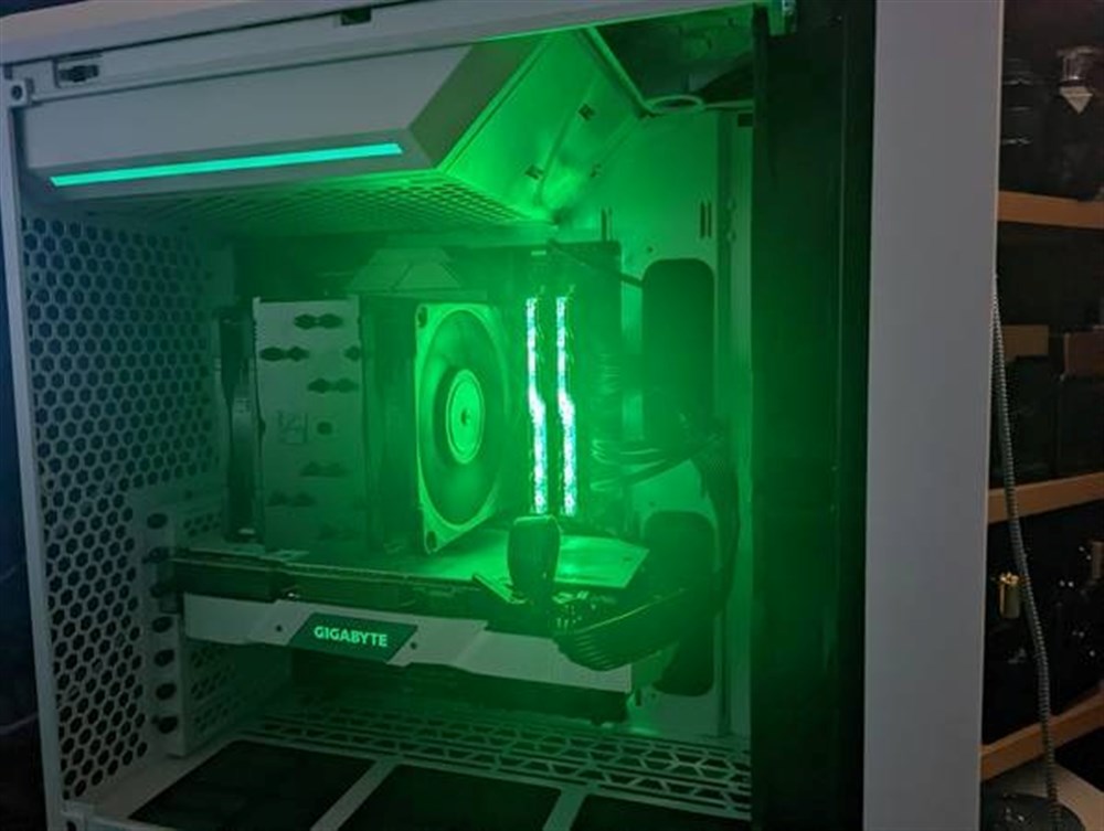 The Ultimate PC of MAXIMUM Gaming Potential - Micro Center Build
