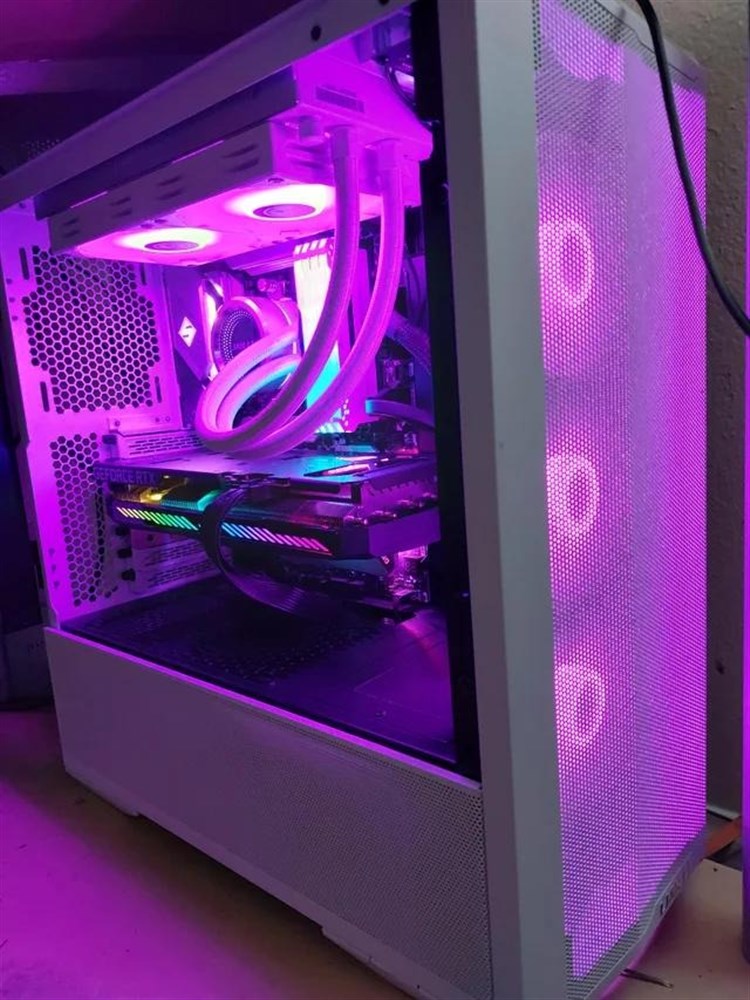 Lancool 2 Build - Micro Center Build