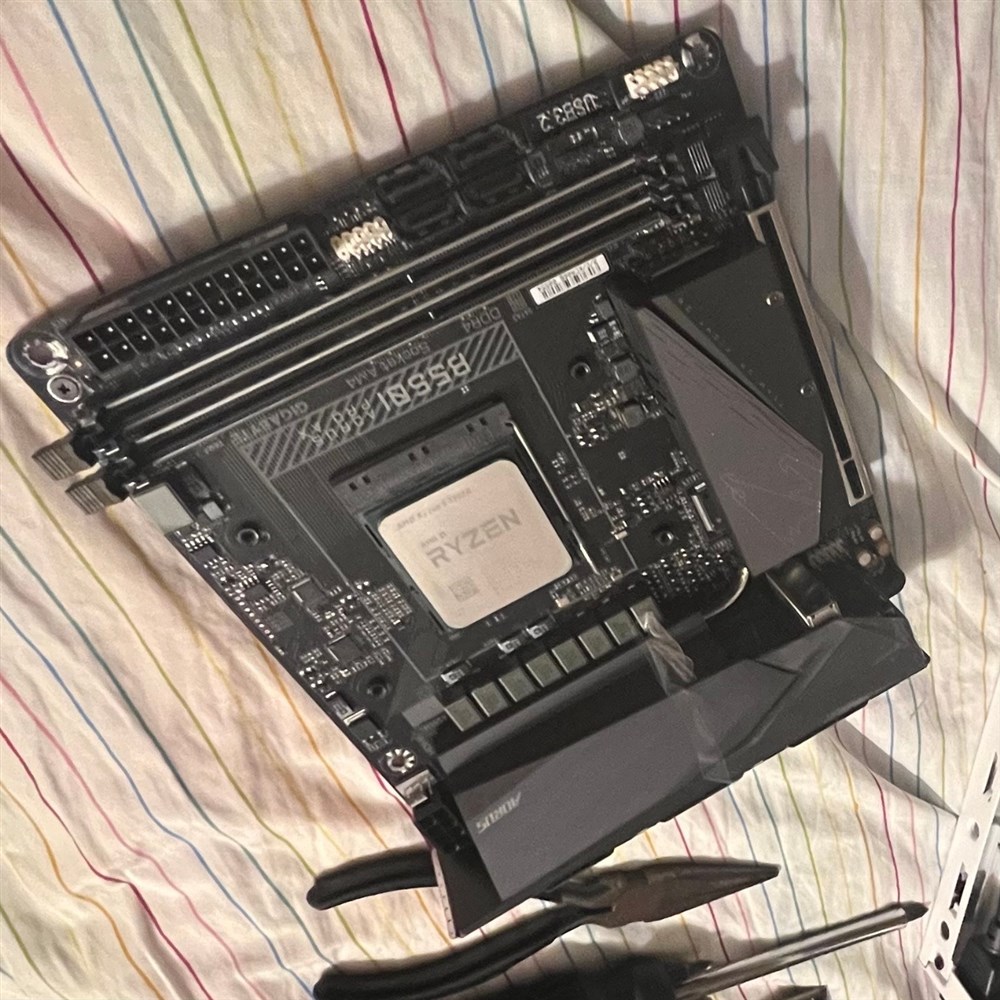 Mid-Range Mini ITX - Micro Center Build