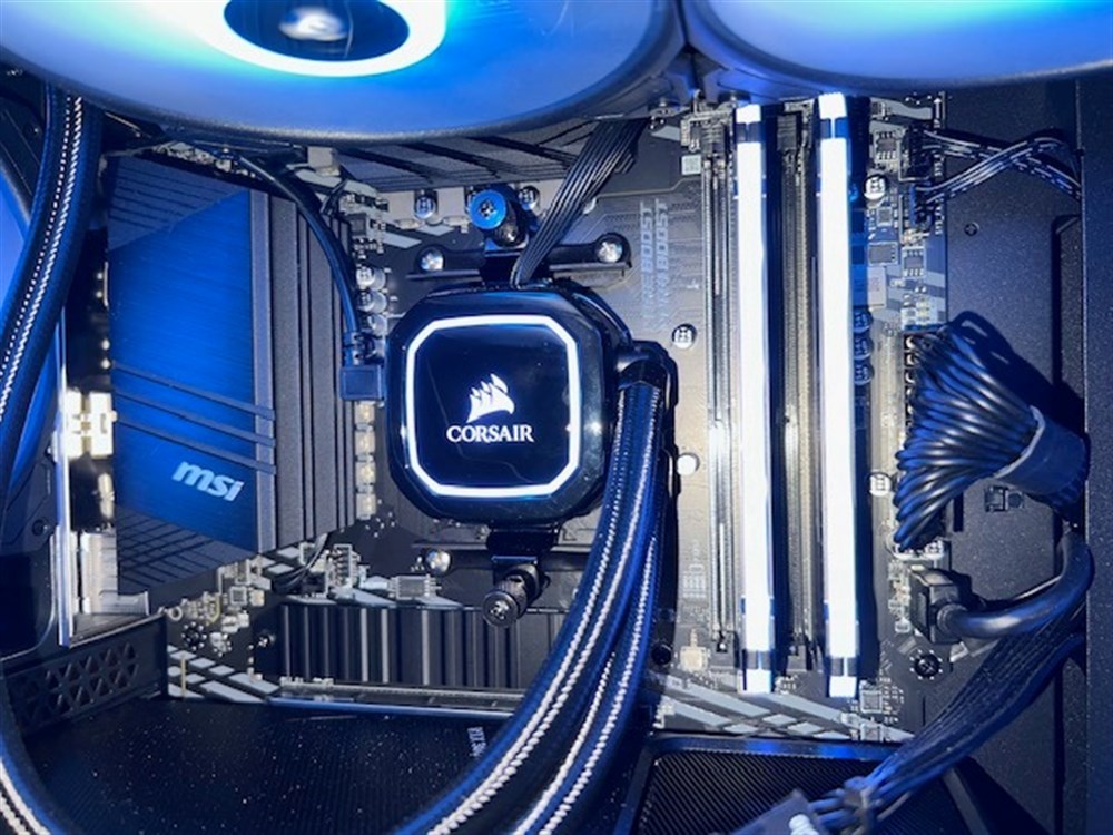 Corsair Beast - Micro Center Build