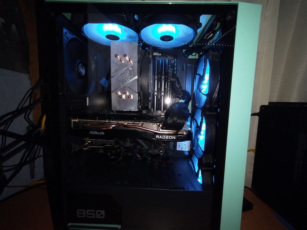 Personal 1440p Gaming PC - Micro Center Build