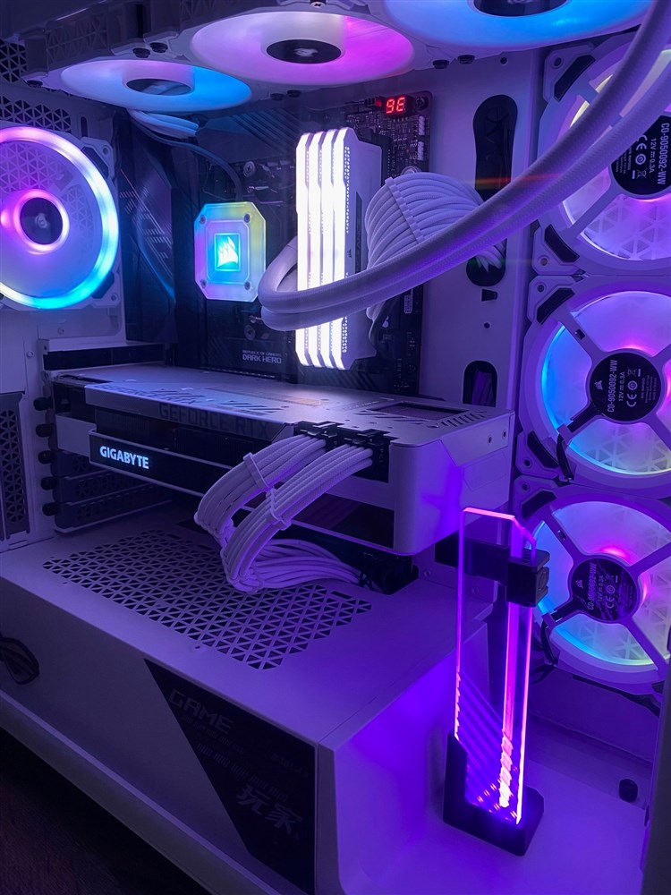 Dream Build 2022 - Micro Center Build