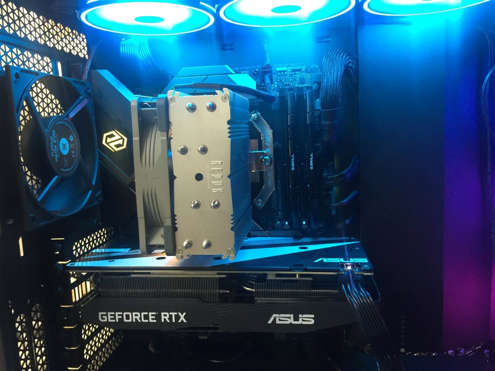 The Crystal Tower - Micro Center Build