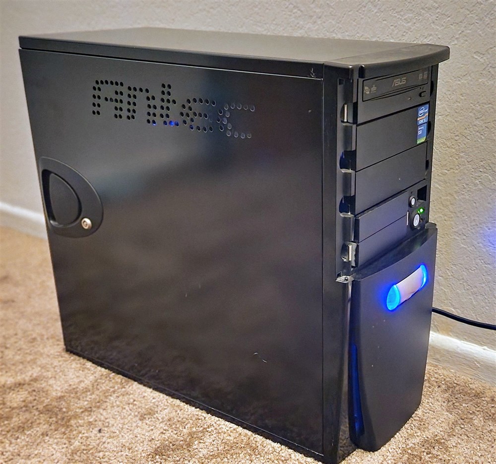 The Original - Micro Center Build