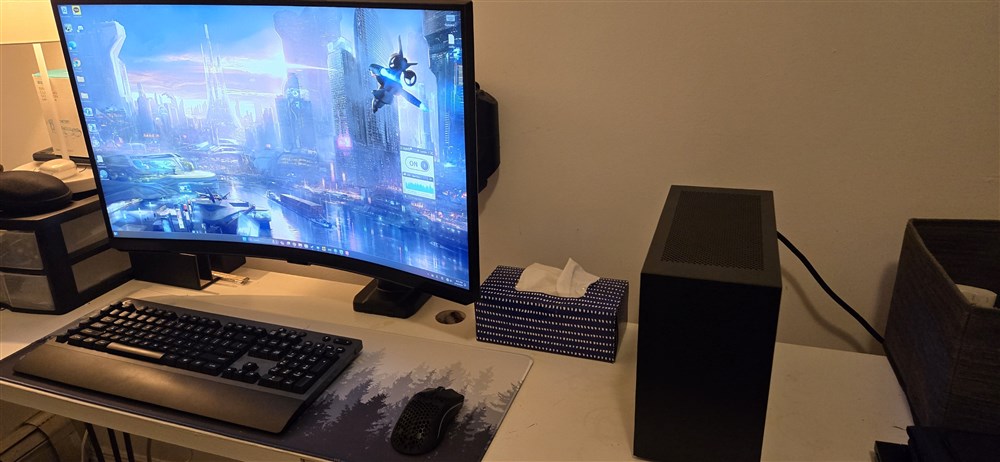 Clean SFF Build for Gaming/Computing - Micro Center Build