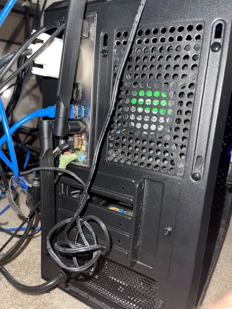 Power-efficient Budget Gaming Rig - Micro Center Build