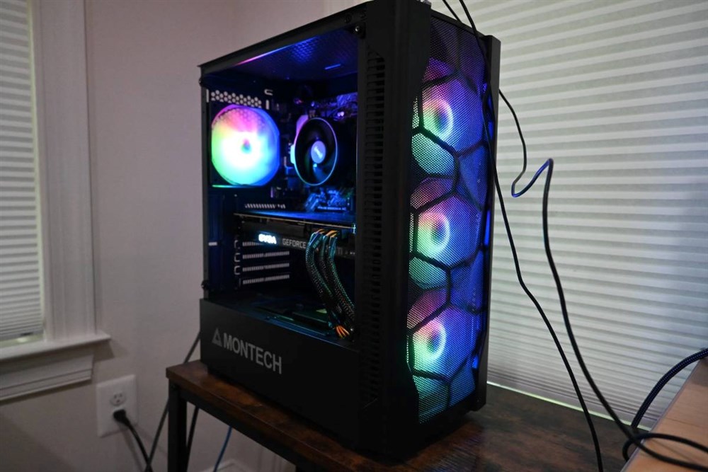 Matt's pc - Micro Center Build