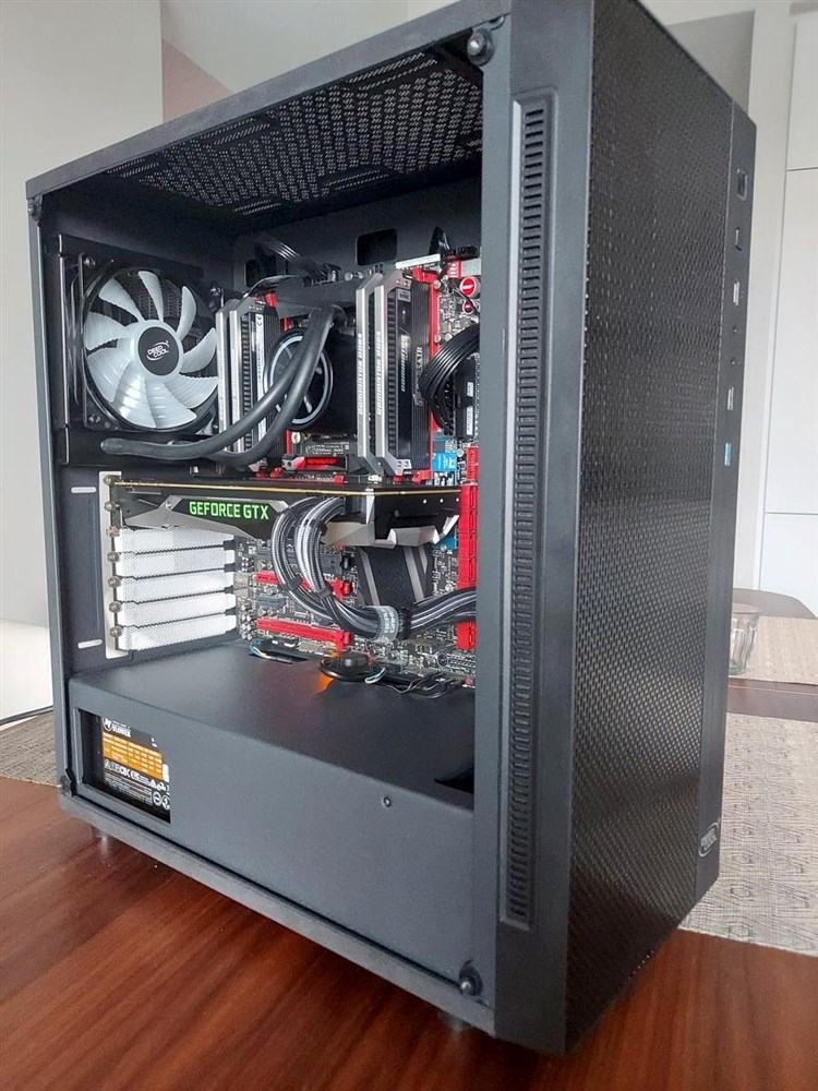 Dark Knight - Micro Center Build