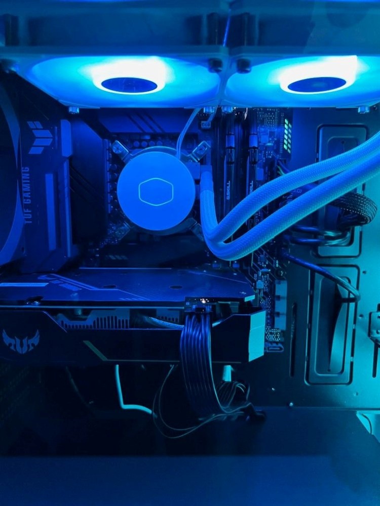 liquid devil - Micro Center Build