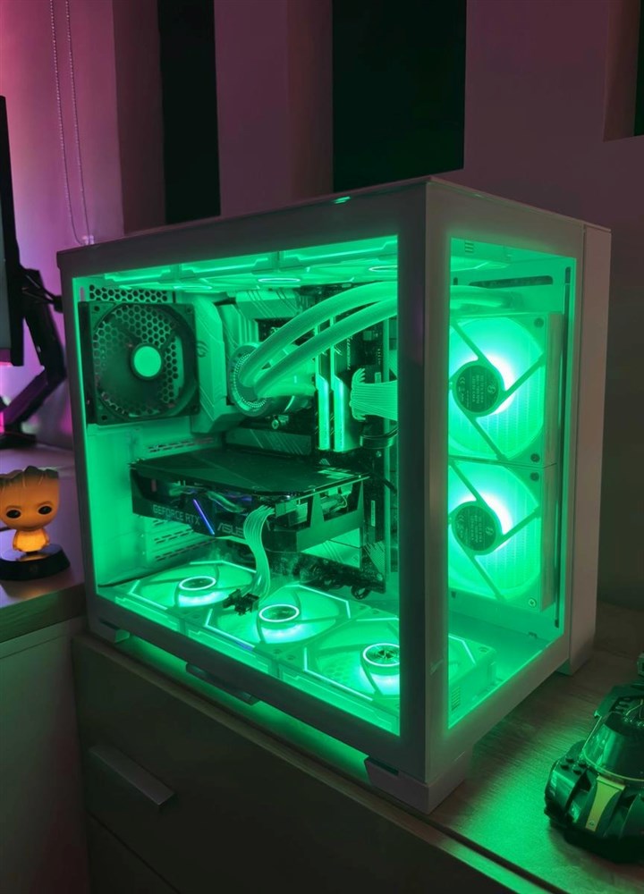 Brandons Build - Micro Center Build