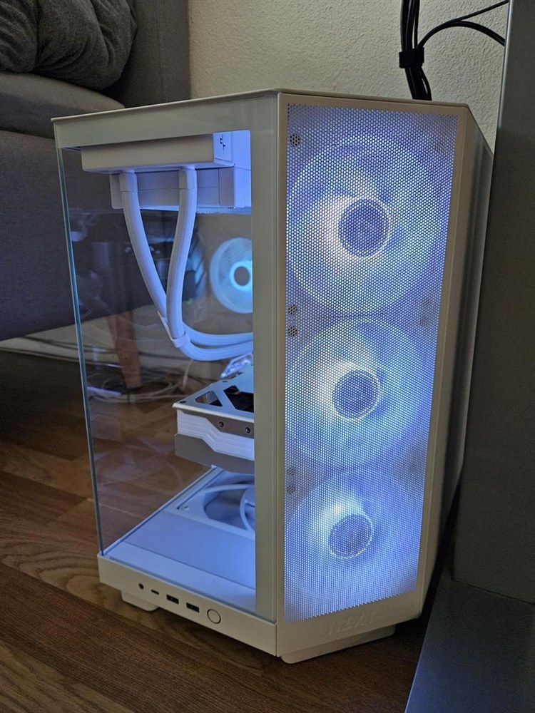 Ice and Snow - Micro Center Build