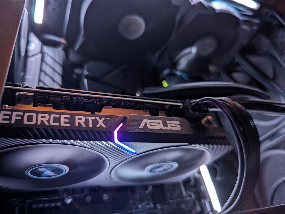 Mid-range editing/gaming PC - Micro Center Build