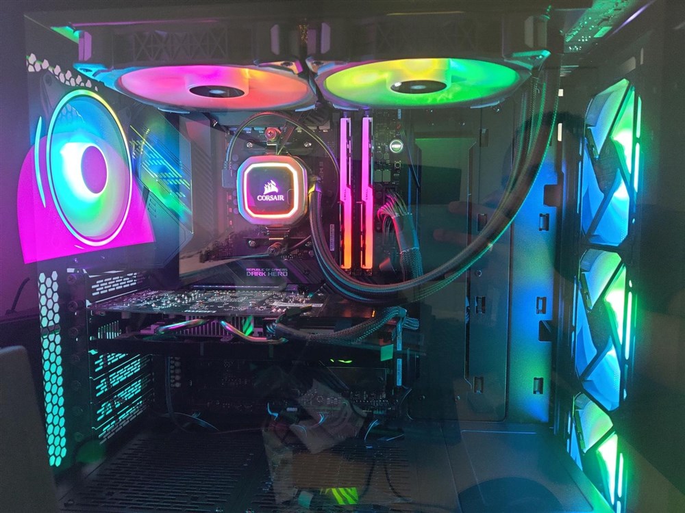 PC gaming No1 - Micro Center Build