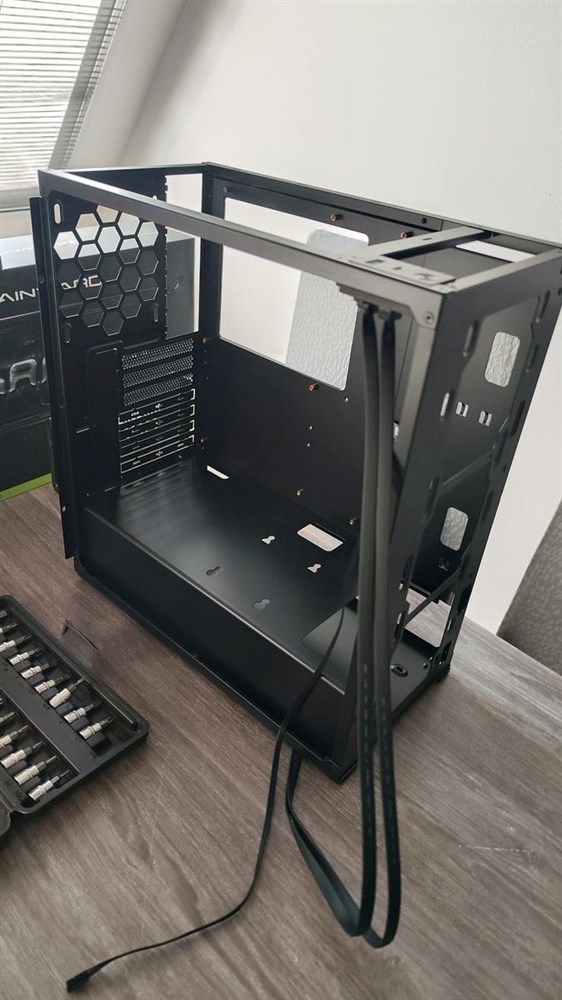 Sleeper Stealth Beast PC - Micro Center Build