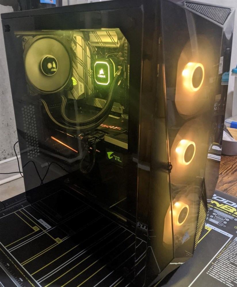 Small and powerful - Micro Center Build