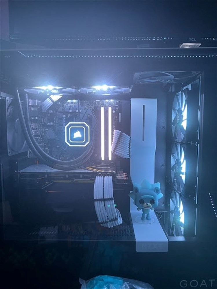 Frost - Micro Center Build