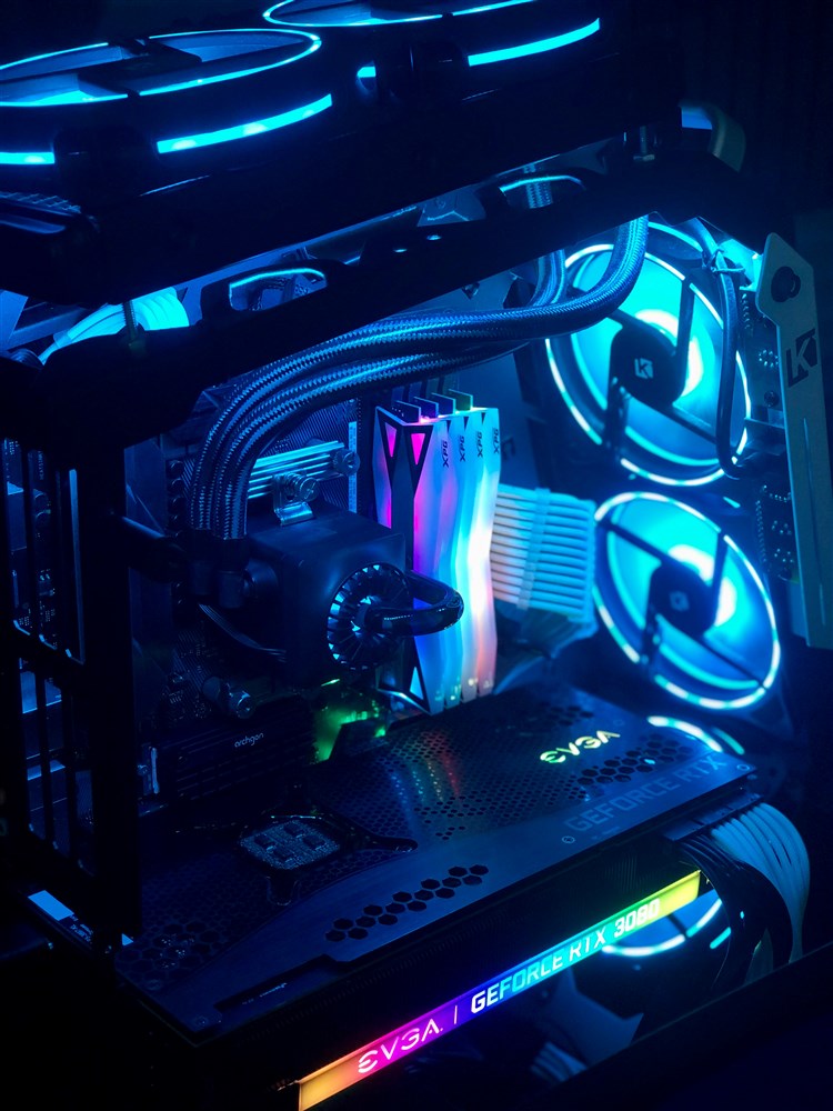 Ice Aesthetic - Micro Center Build