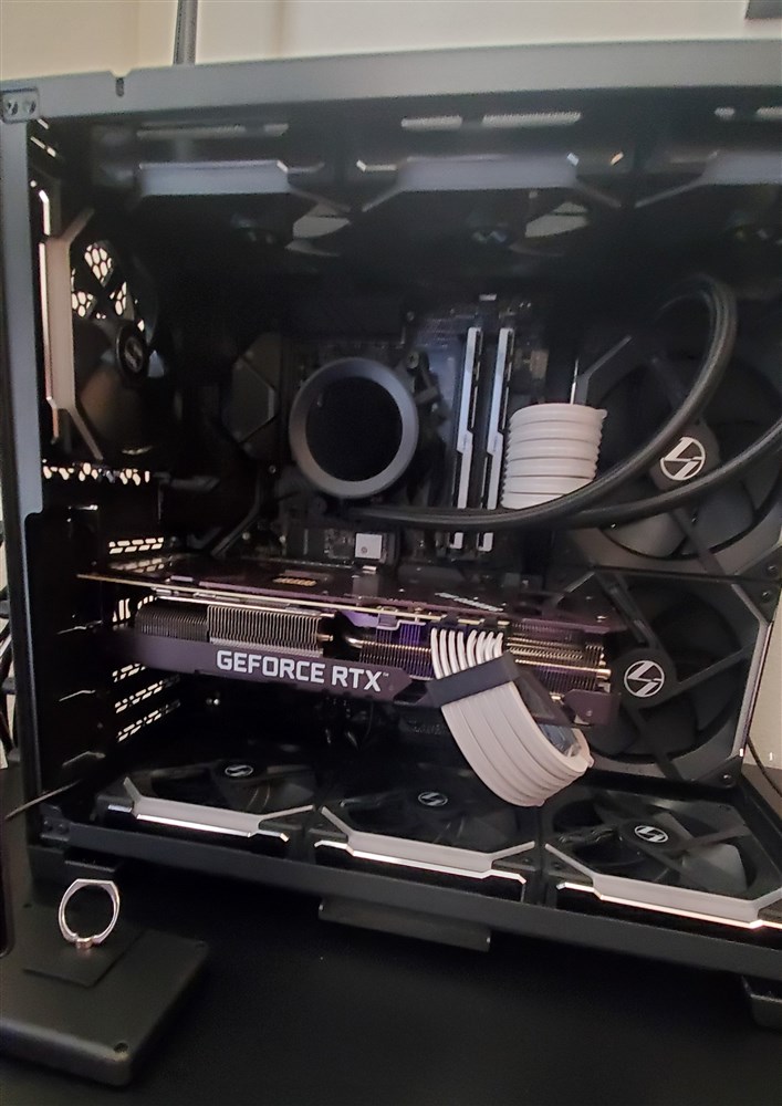 Kevin's PC - Micro Center Build